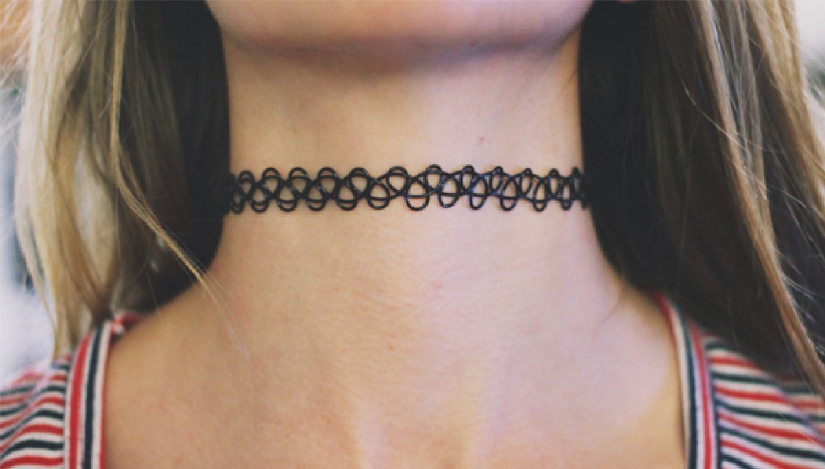 ¿Cuál es el origen de los collares choker? ¡Te sorprenderá! | Adolescentes